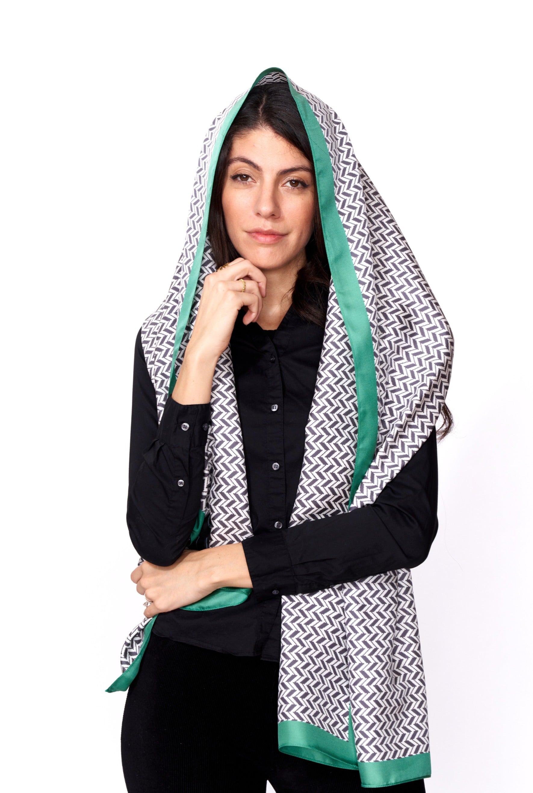 Luxury Silk Hijab – Robin Lisa